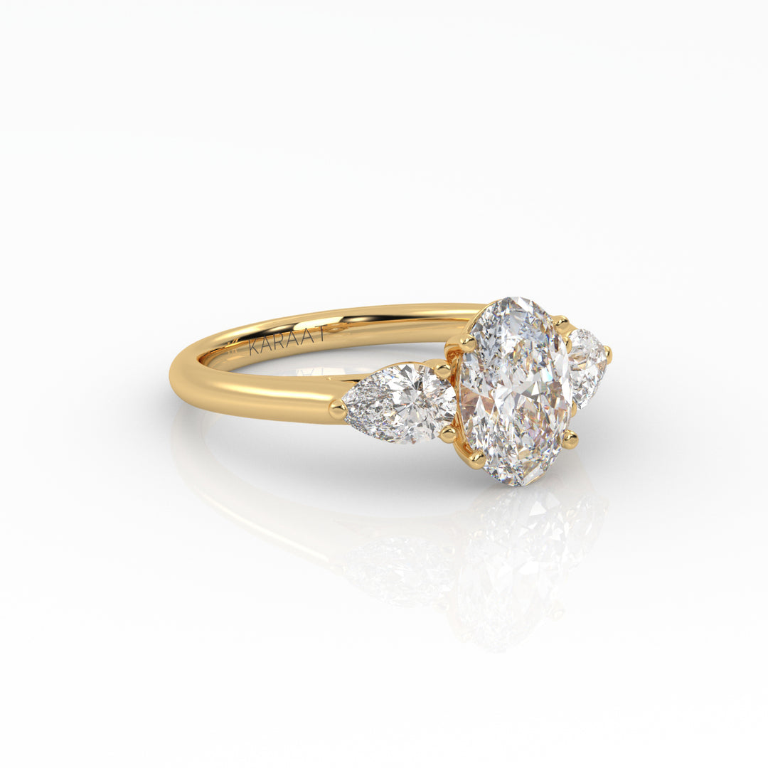 The Oval Trilogy – Karaat